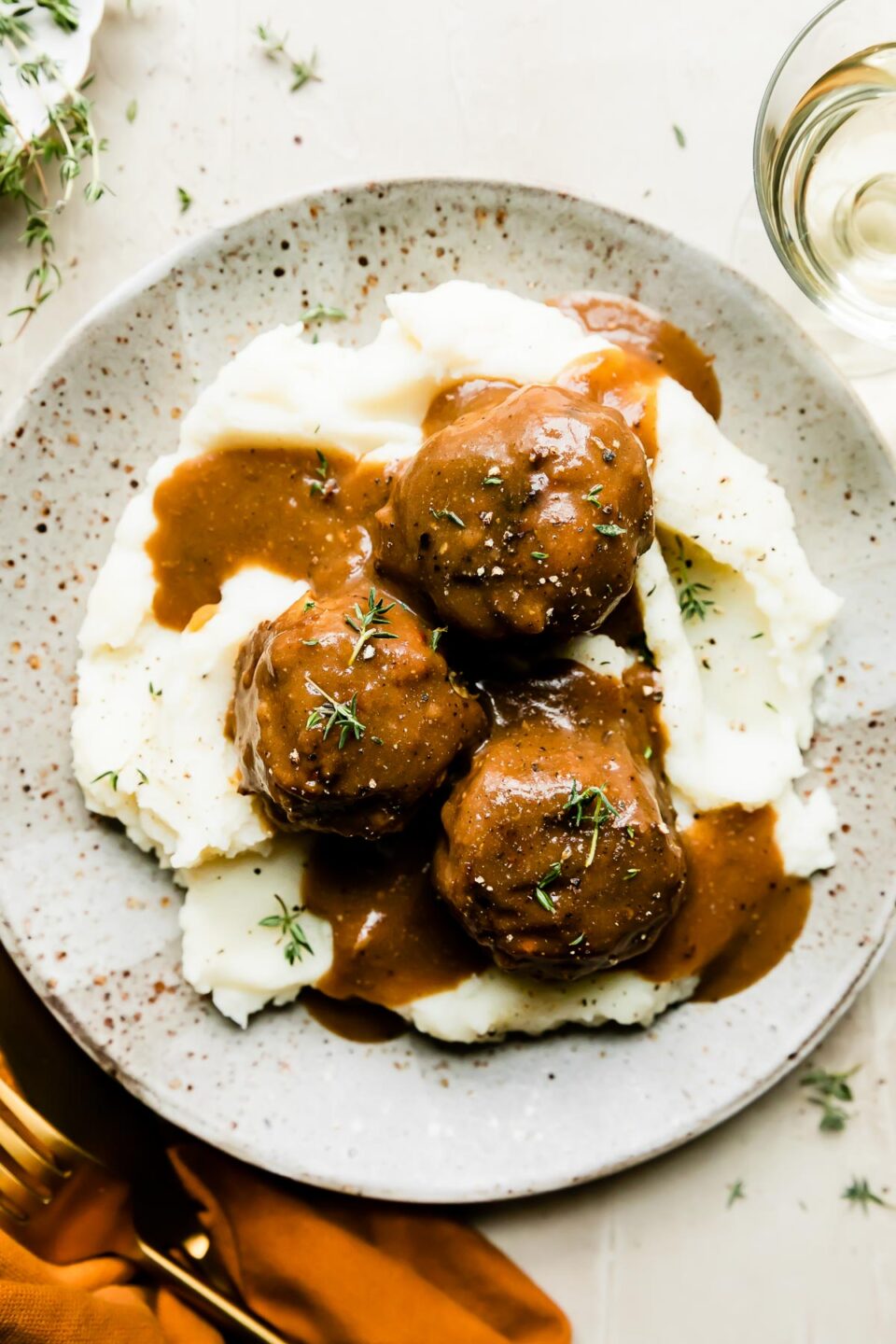 Thanksgiving Meatballs (Turkey Stuffing Meatballs & Gravy)