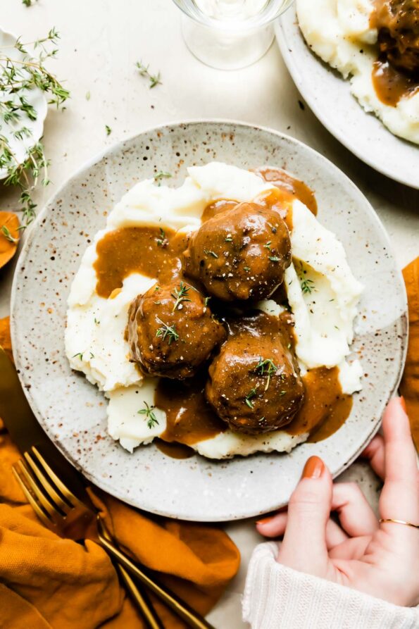 Thanksgiving Meatballs (Turkey Stuffing Meatballs & Gravy)