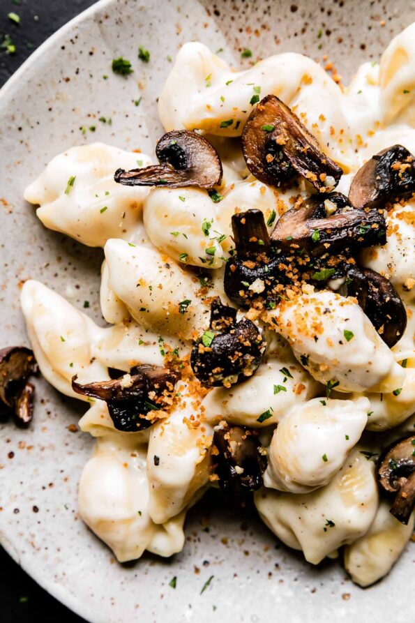 Quick 30-Minute Truffle Mac and Cheese | Plays Well With Butter